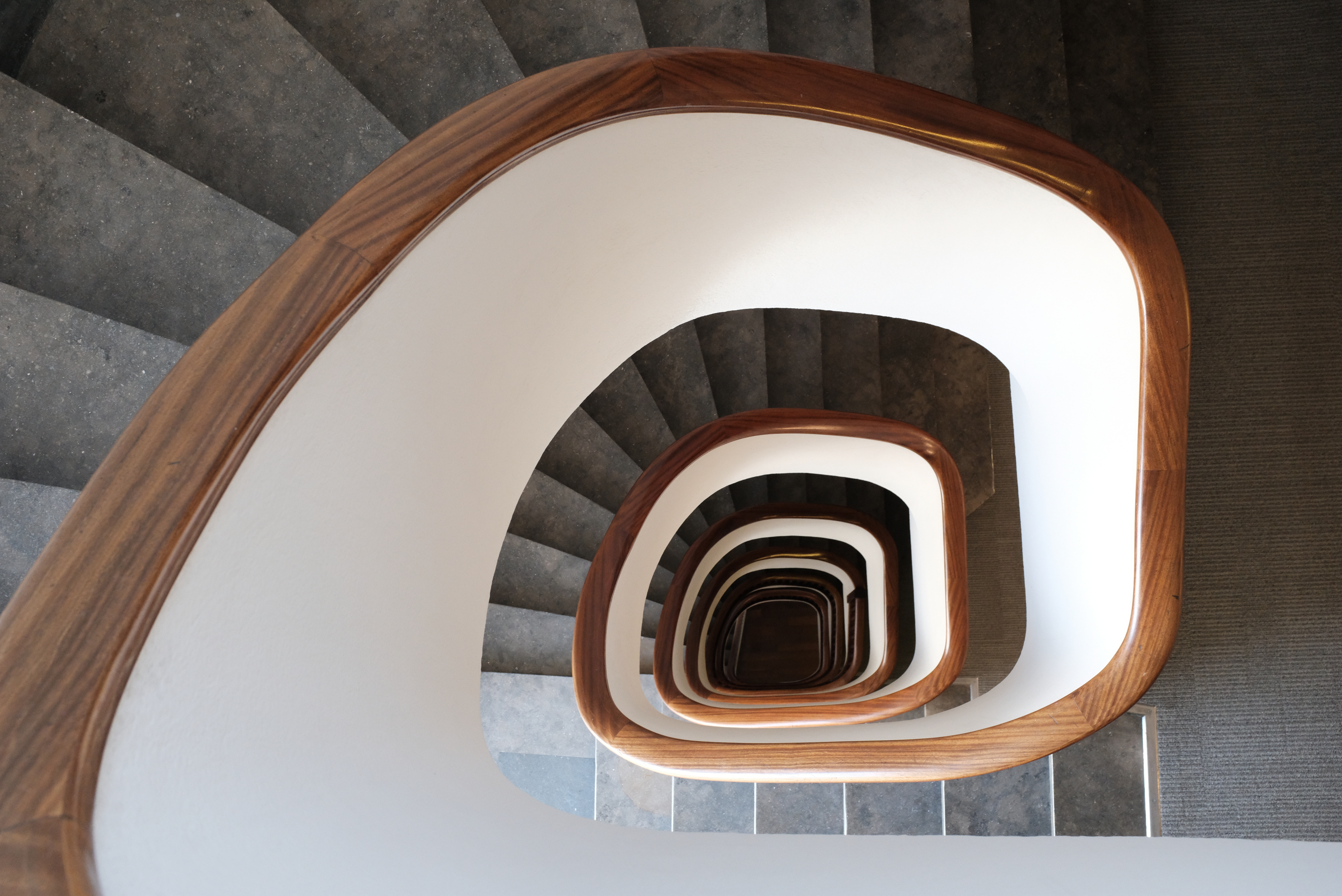 Jonathan Shoemaker Presents National Webinar | Lee/Shoemaker PLLC